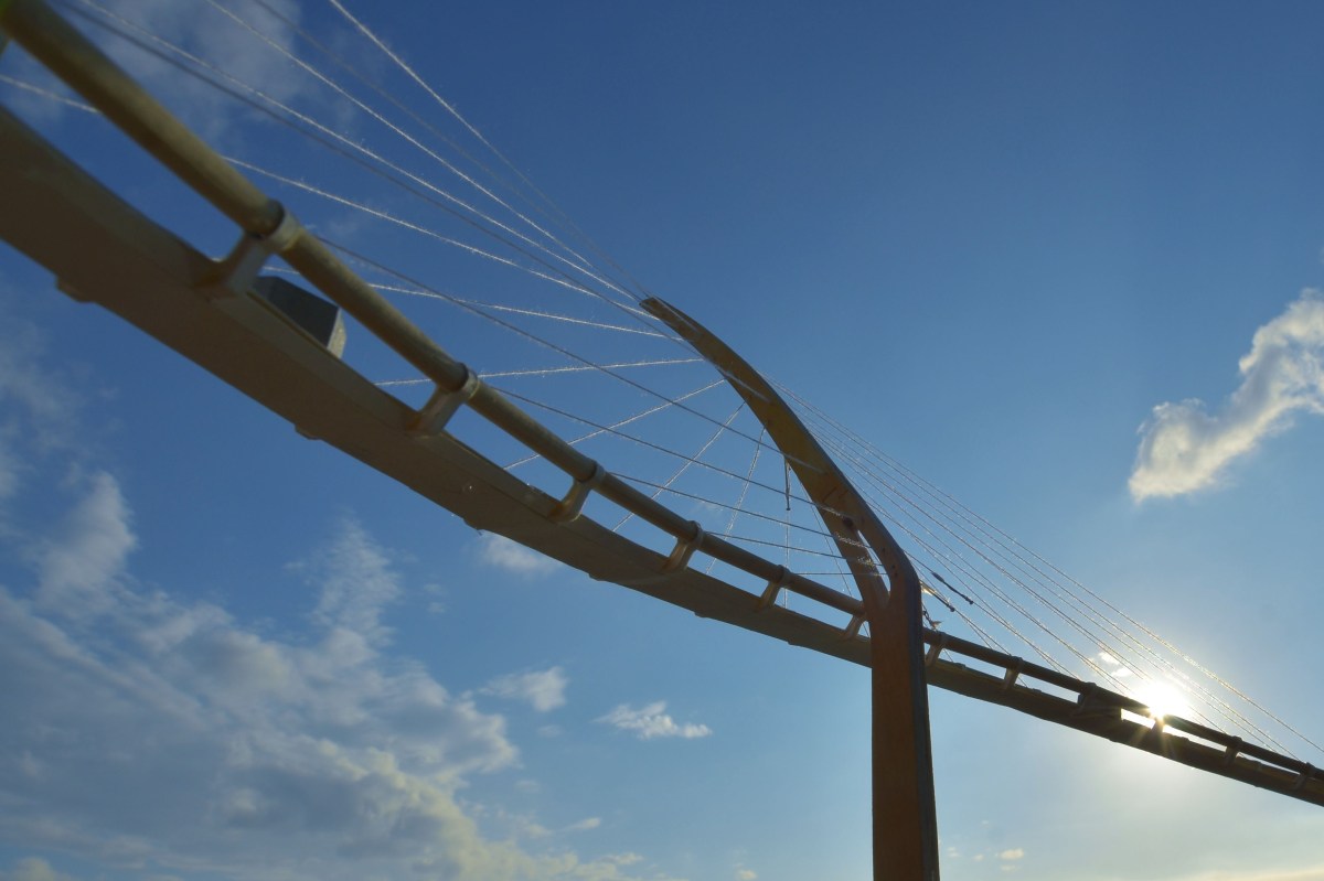 Curved Cable-Stayed Bridge – ChiangYC